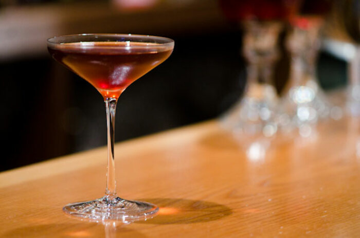 Bar High Five é um dos melhores do mundo e fica em Ginza