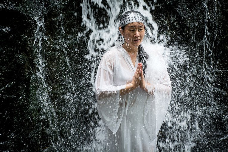 Misogi: o ritual Shintō de purificação